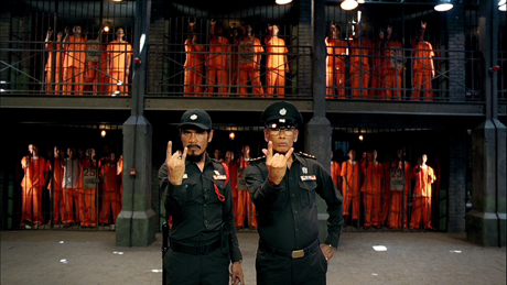 Phones 4u brings back hand gesture in £8m ad campaign