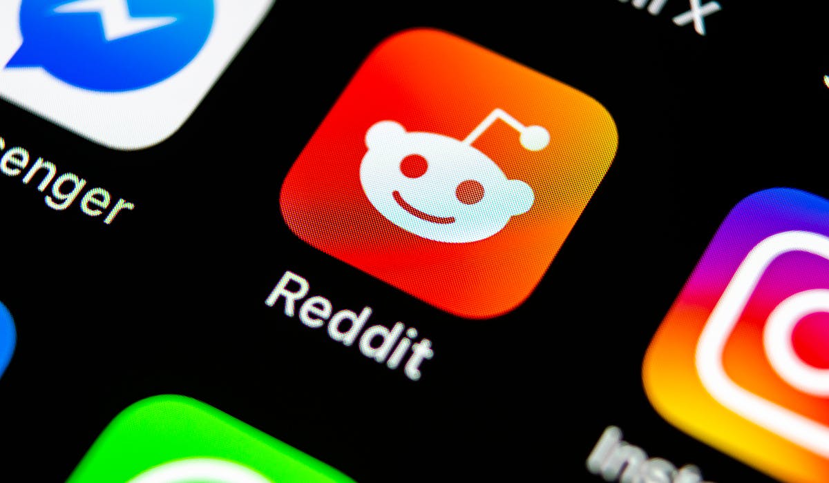 The Week in Tech: Reddit’s move into search and Google jabs at Apple
