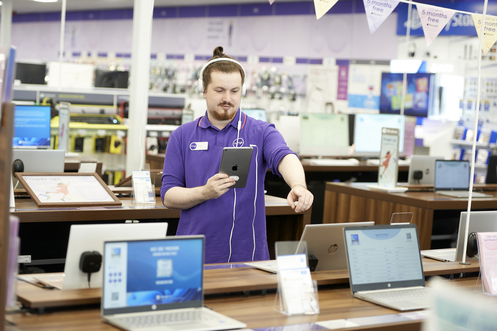 How Currys’ marketers made the case for brand building