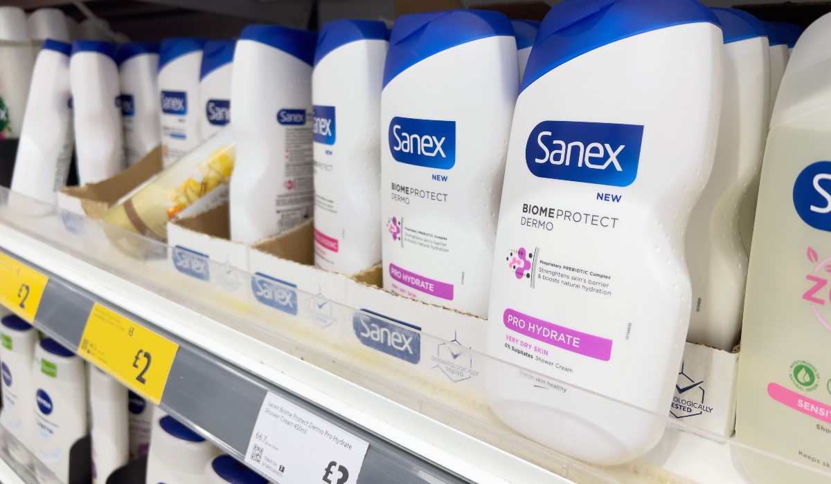 Sanex ad banned due to racial stereotyping